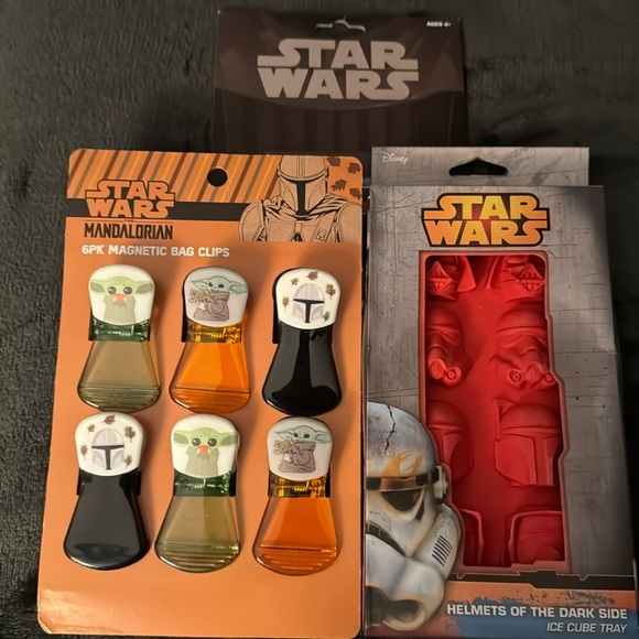 Star Wars | Kitchen | Star Wars Helmet Ice Cube Tray Mandalorian ...
